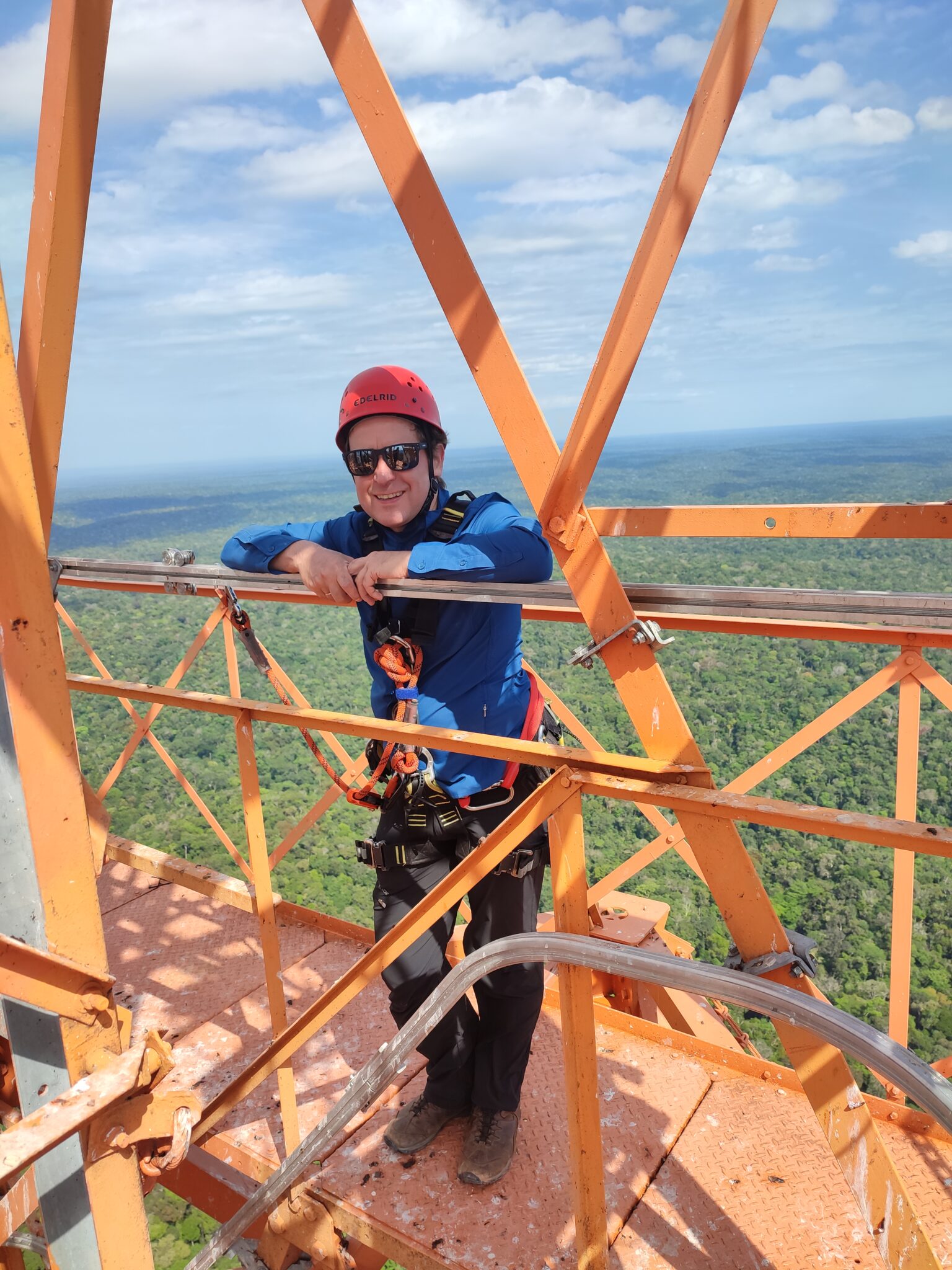 The flask sampler - ATTO - Amazon Tall Tower Observatory